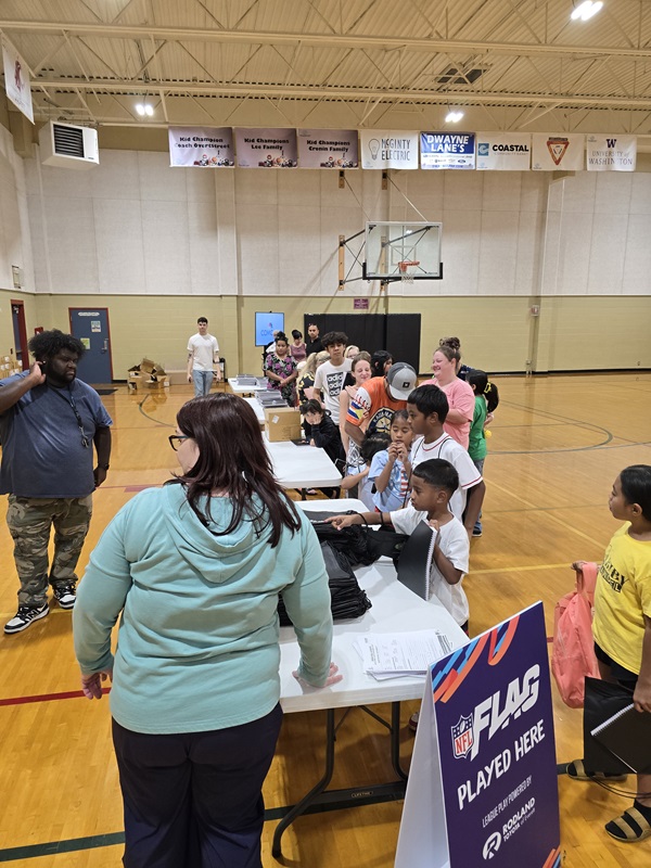 BGC of Snohomish County celebrates back-to-school event - Everett Post