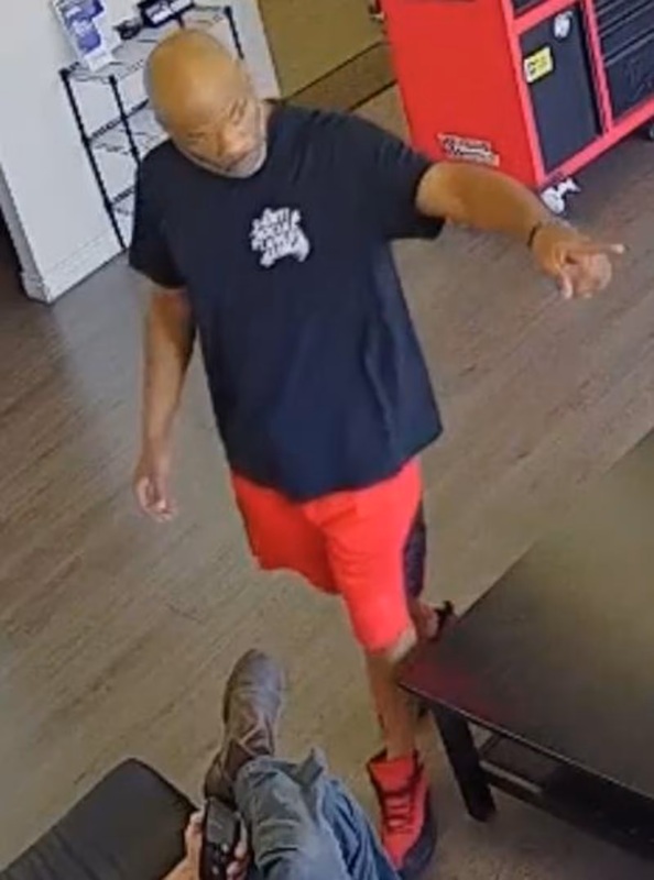 Everett Police seeking assault suspect - Everett Post
